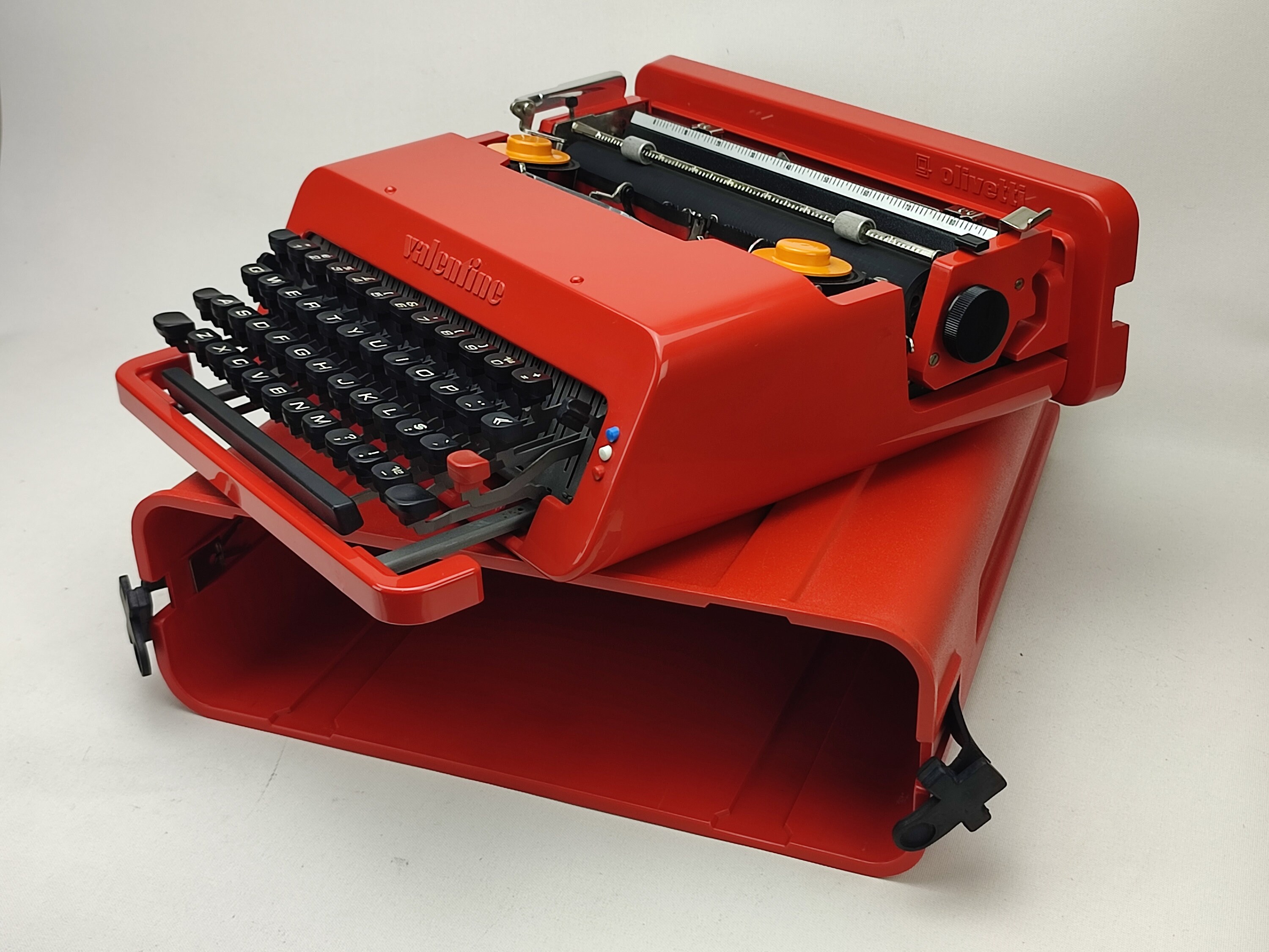 NEW Olivetti Valentine KUBİC Font Typewriter Qwerty Keys - Etsy