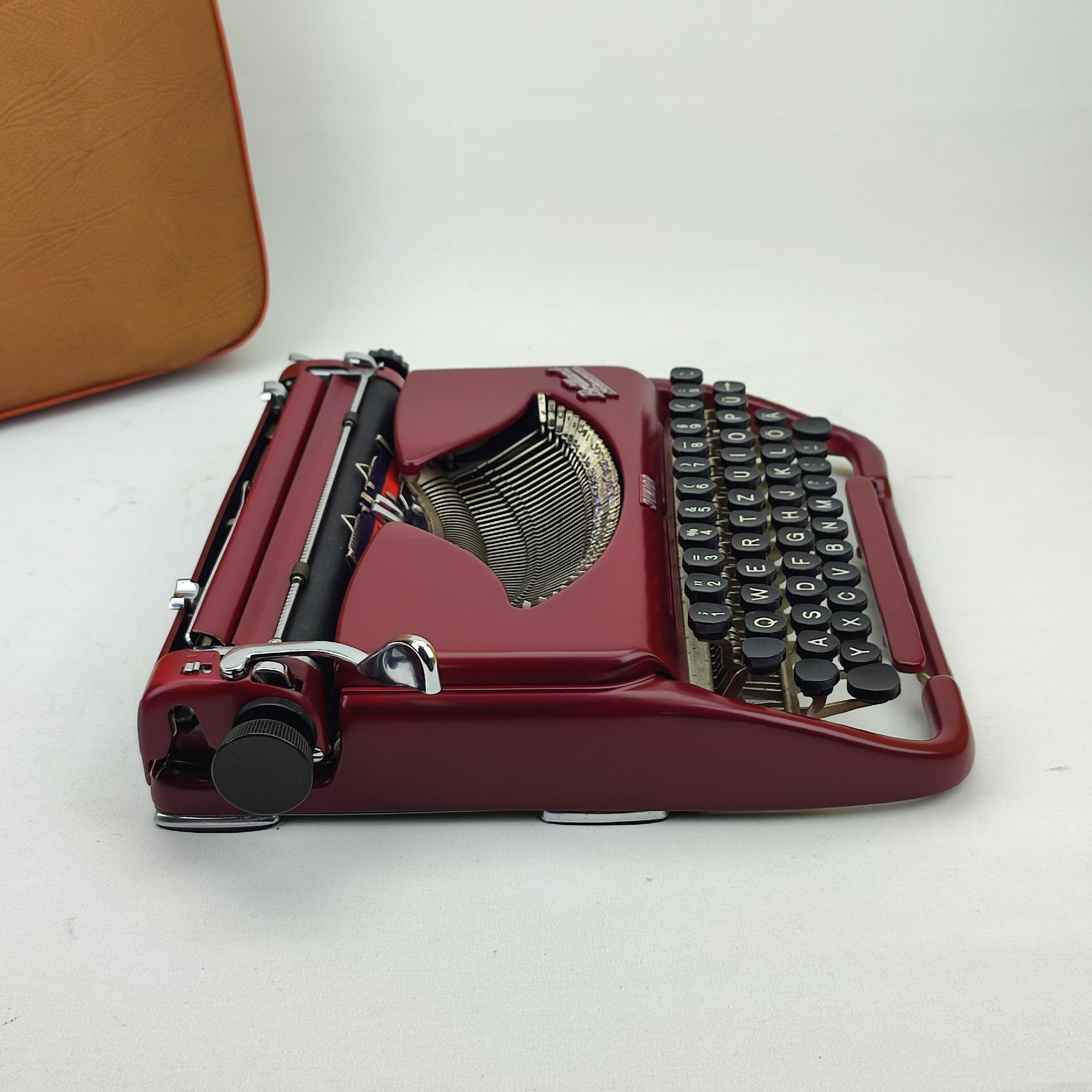 JUNIOR Brillant Neckermann Typewriter, Compact Small Typewriter ...