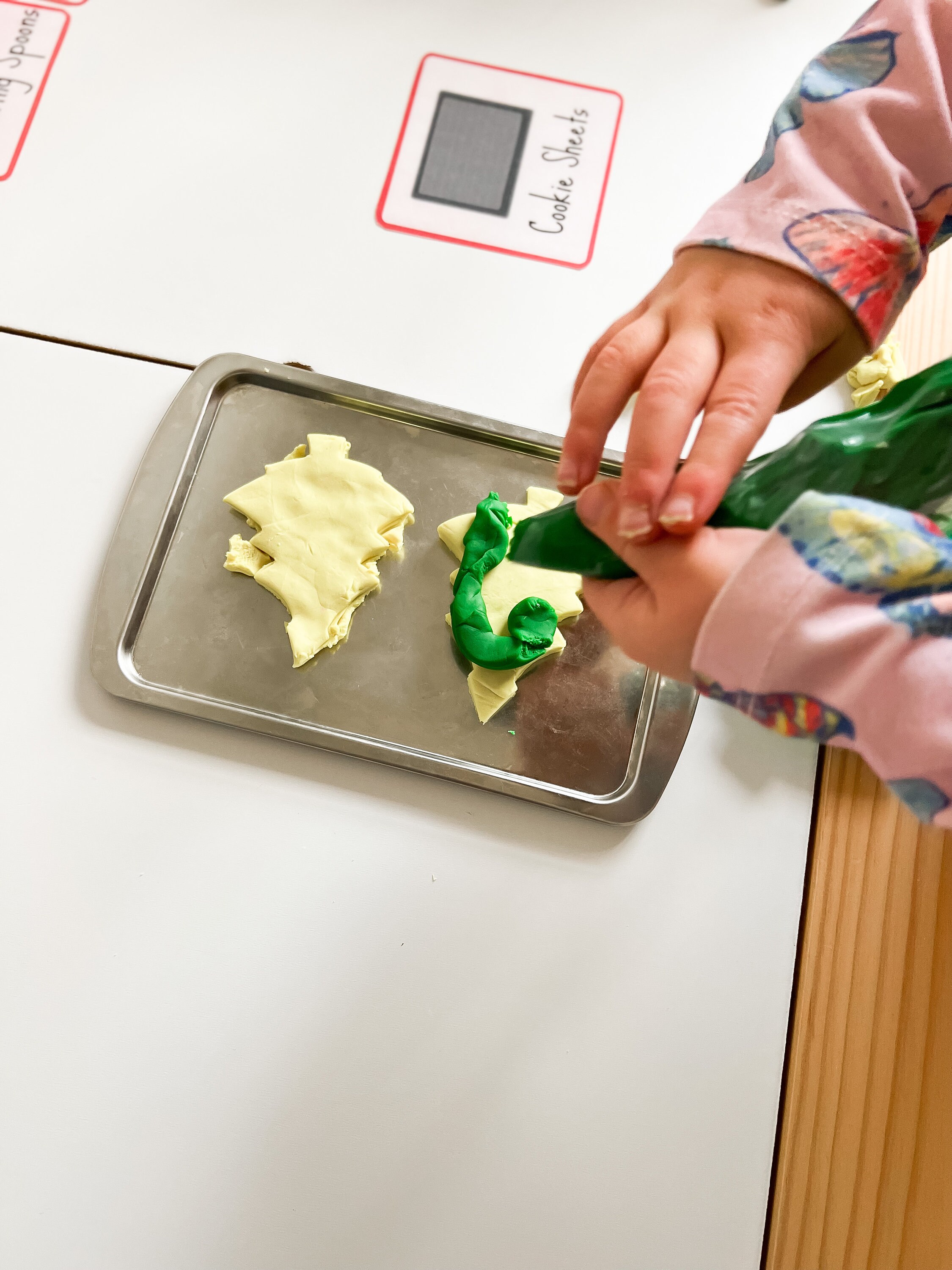 Christmas Bakery Dramatic Play Center and Sensory Activities, DIGITAL ...