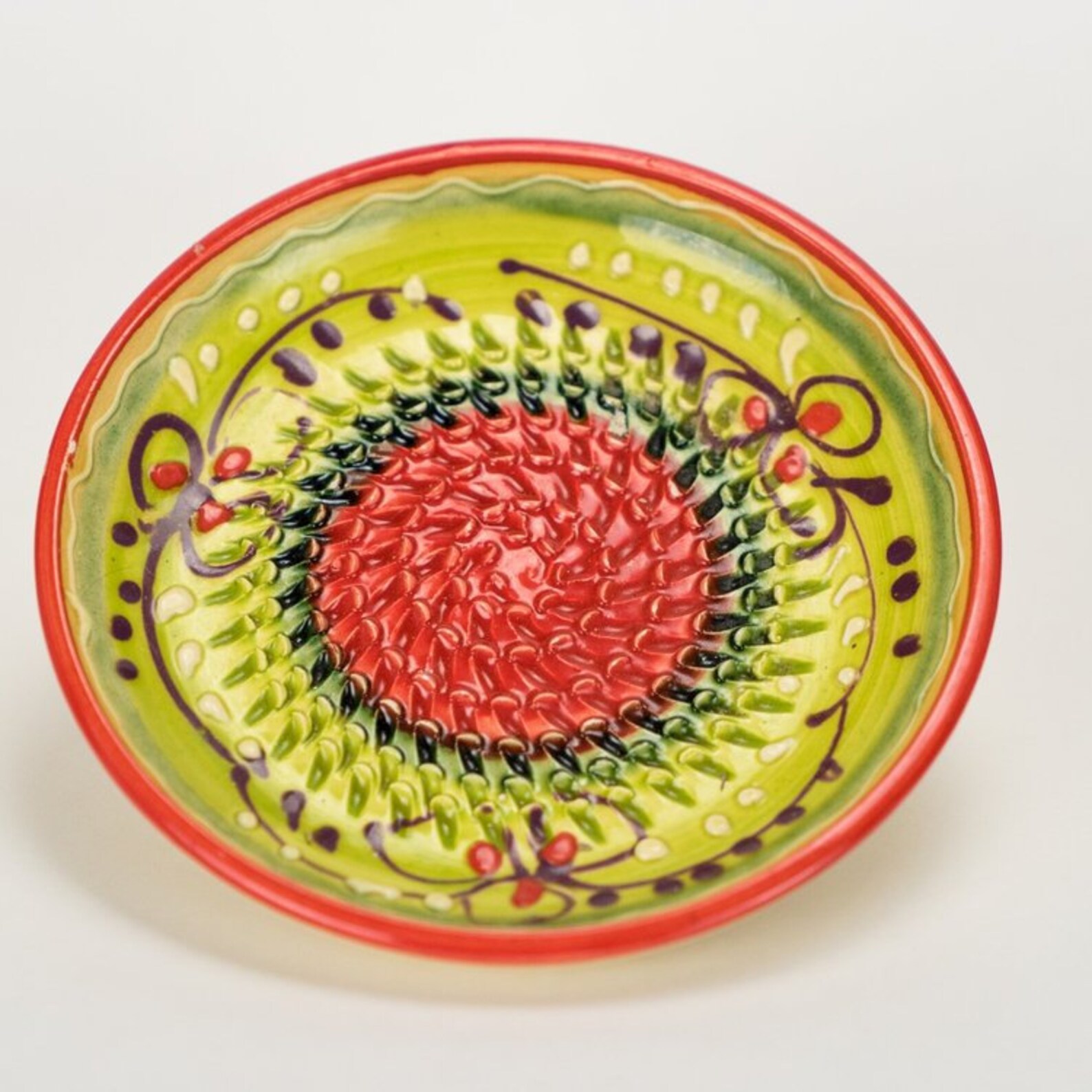 Fiesta Lime Gourmet Garlic Grater, Handcrafted Spanish Ceramic Gourmet ...
