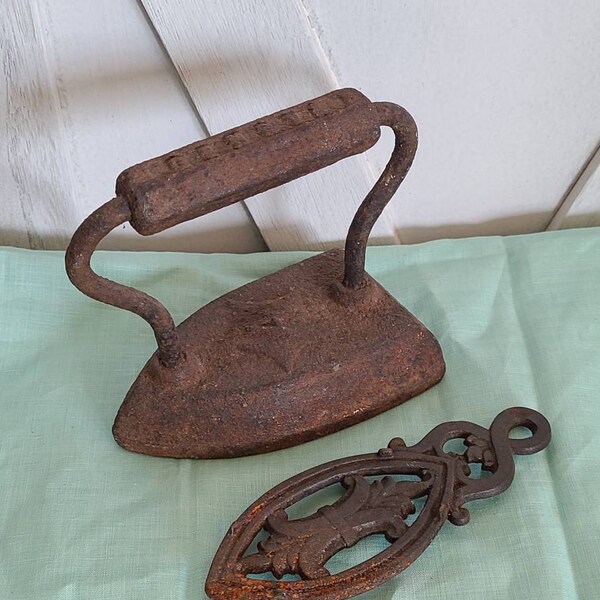 Antique Sad Iron - Etsy