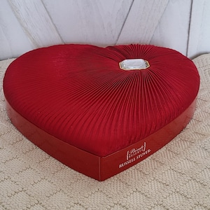 Vintage Valentine Chocolate Heart Box - Etsy