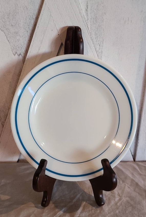 Vintage Pyrex Tableware Dinner Plates by Corning. | Etsy