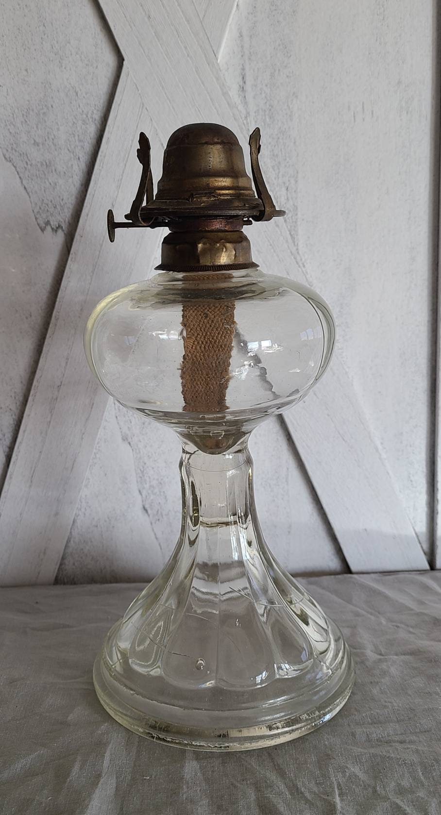 Vintage Heirloom Oil Lamp. - Etsy