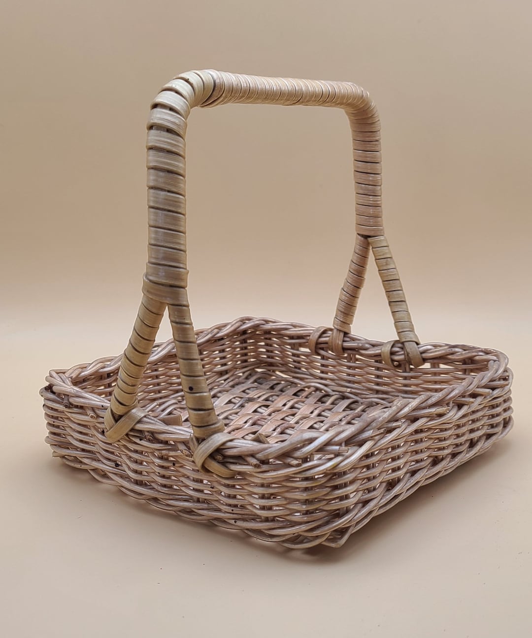 Vintage Square Flat Bottom Wicker Basket - Etsy