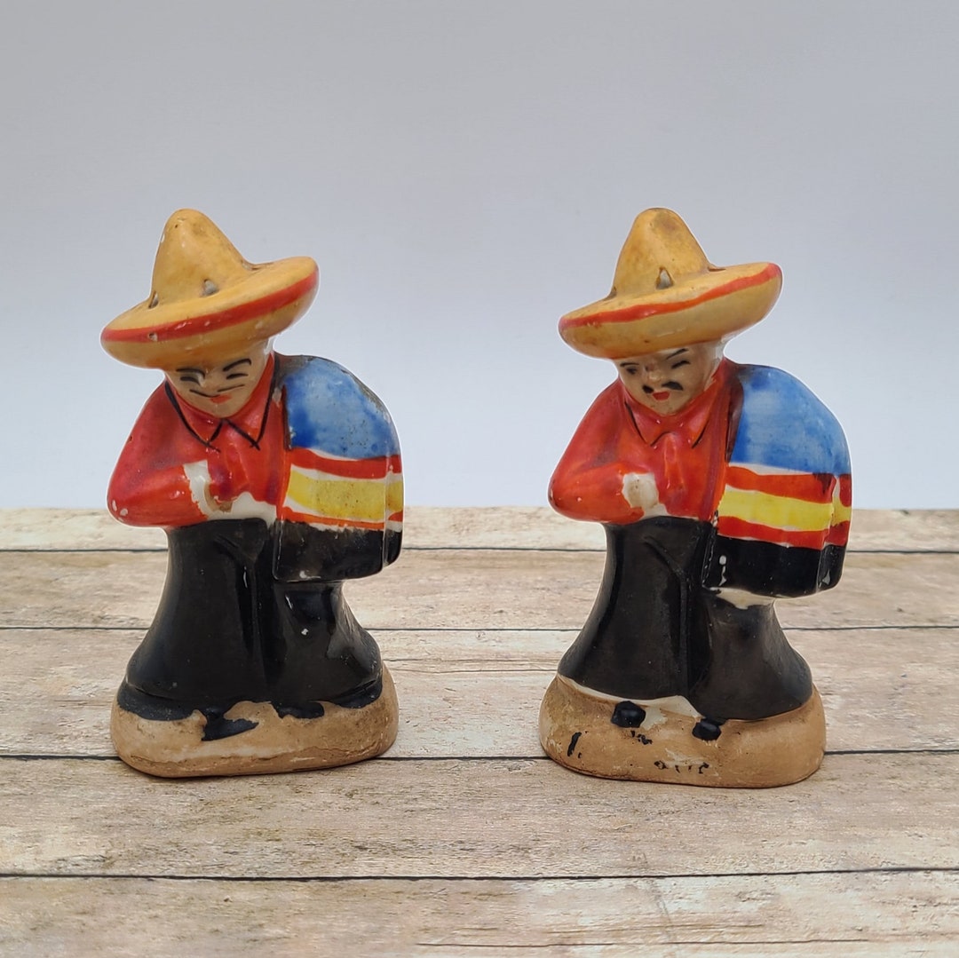 Vintage Mexican Sombrero Salt and Pepper Shakers - Etsy