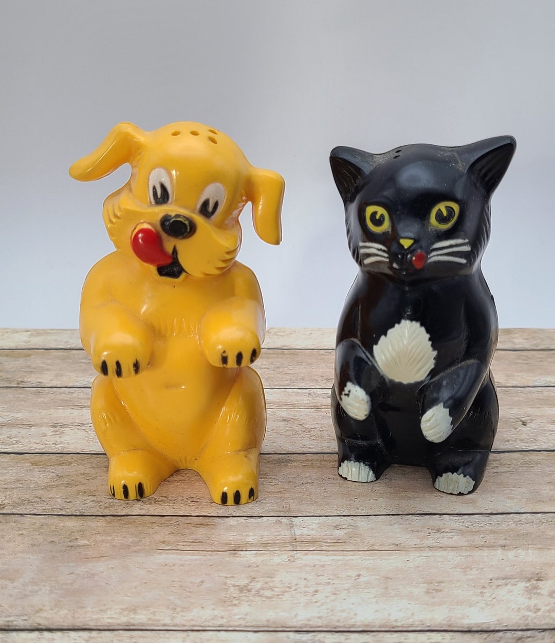 Vintage Dog and Cat Salt and Pepper Shakers - Etsy