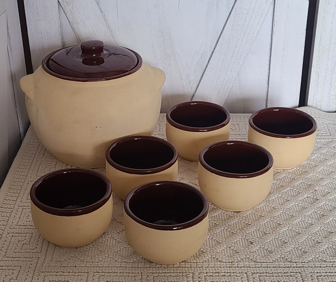Vintage Crockery Bean Pot and 6 Matching Bowls - Etsy