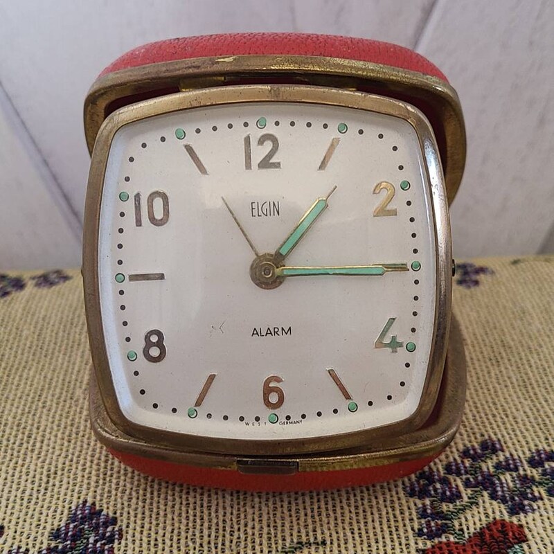 Elgin Wall Clock - Etsy