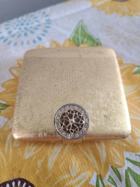 Vintage Avon Makeup Compact, Imperial Jewel. - Gem