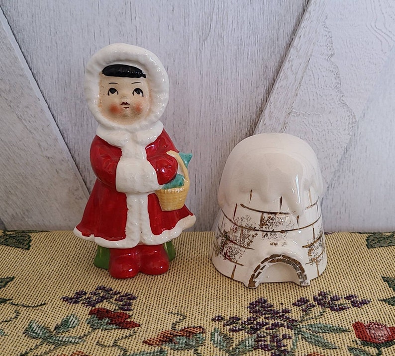 Vintage Eskimo and Igloo Salt and Pepper Shakers. - Etsy
