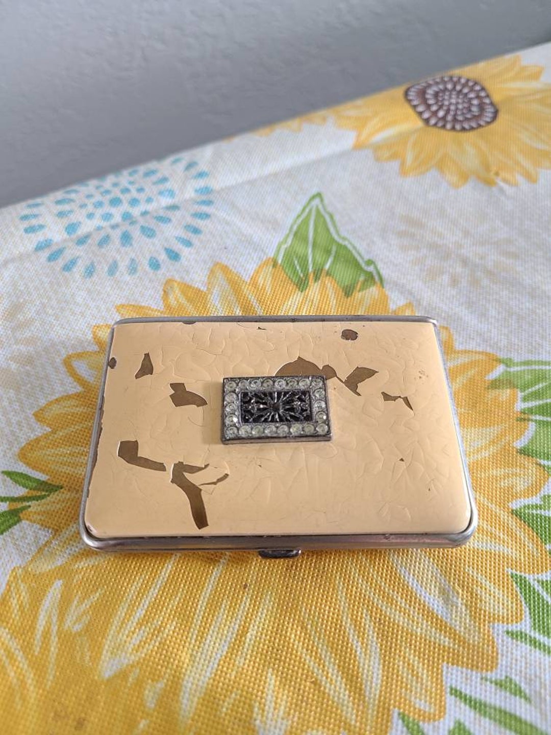 Vintage Makeup Compact. - Etsy