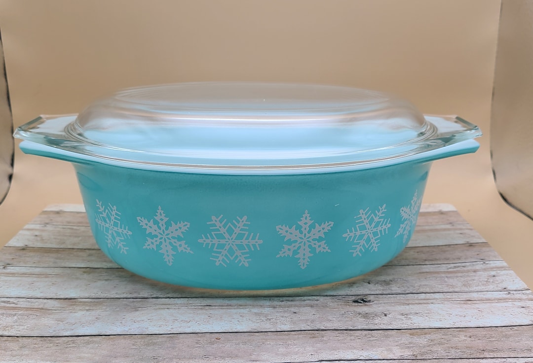 Vintage Turquoise Snowflake Pyrex 1.5 Qt Casserole Dish - Etsy