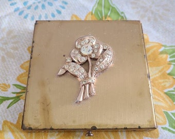 Vintage Makeup Compact. | Etsy