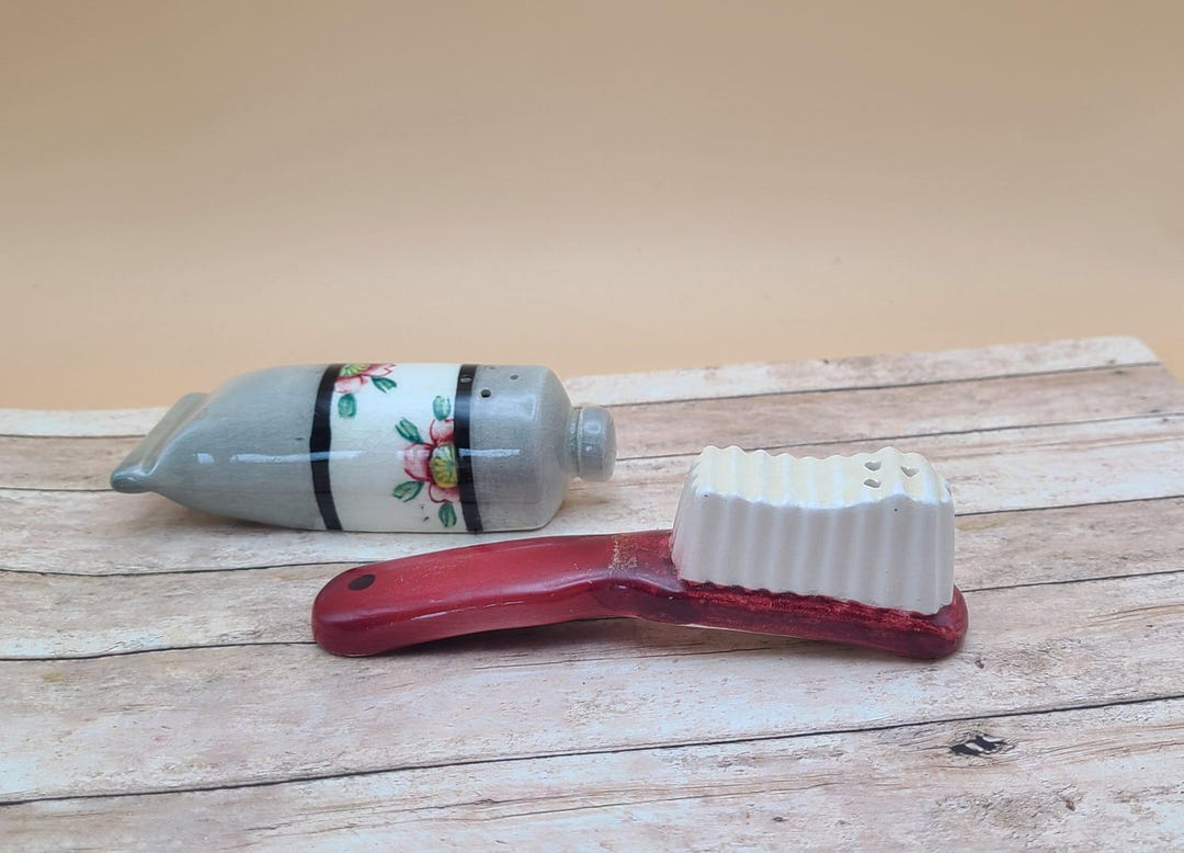 Vintage Toothbrush and Paste Salt and Pepper Shakers - Etsy