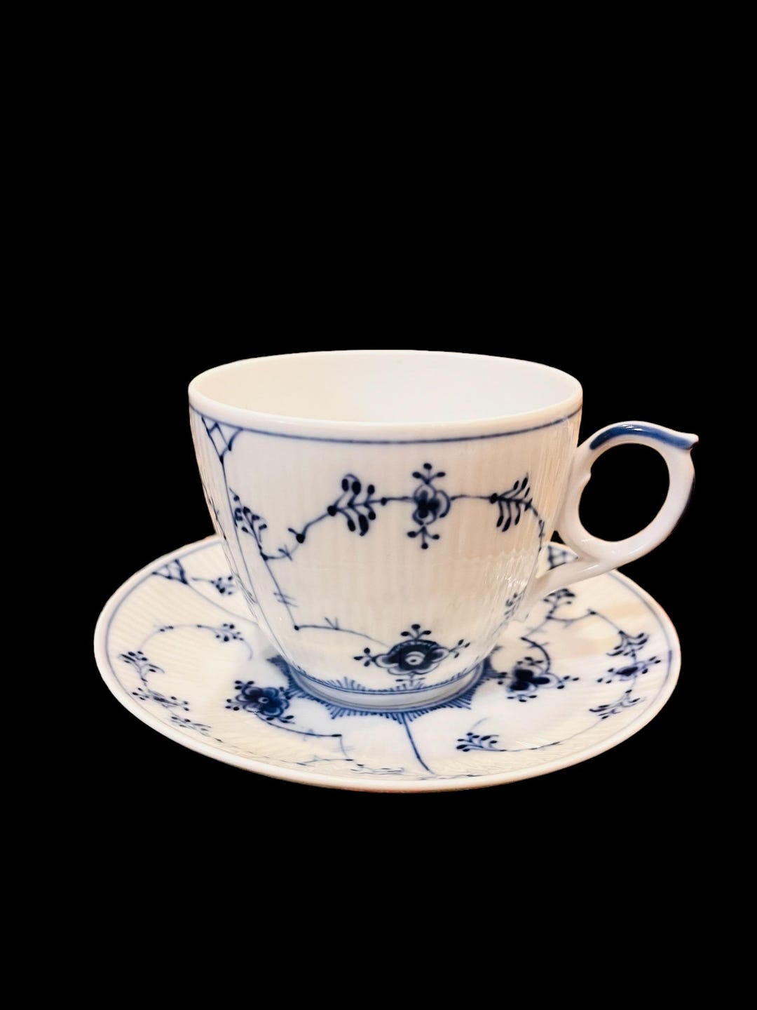 Vintage Royal Copenhagen Denmark Blue Fluted Plain Large Breakfast Tea ...