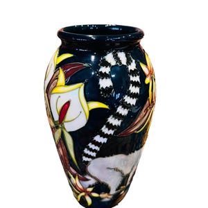 Rare Vintage Moorcroft Pottery Ring-tailed Lemur Vase 7 1/2 T by Asian ...