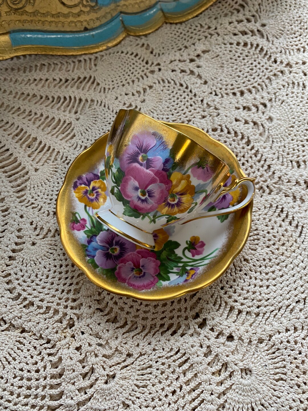 Rare Queen Anne heavy gold Spring Melody tea cup and saucer - Etsy 日本