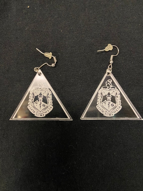 Delta Sigma Theta Crest Earrings | Etsy