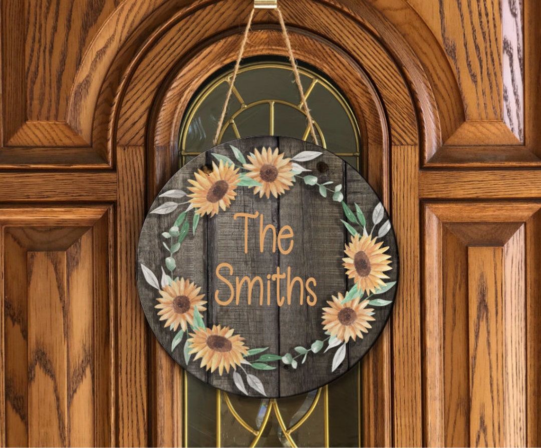 ROUND DOOR HANGER House Sign 12