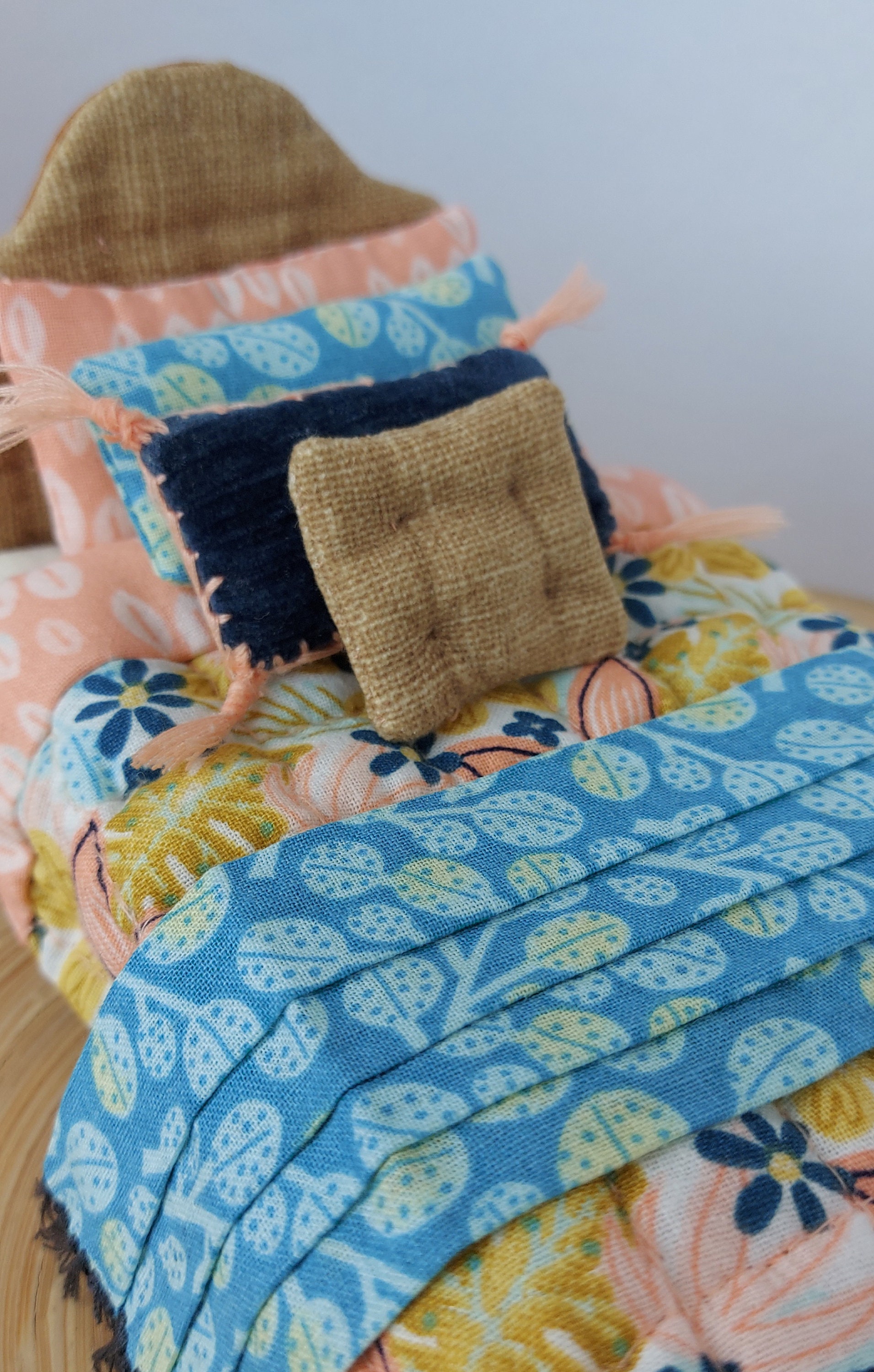 1:12 Scale Dolls House Dressed Single Bed - Etsy