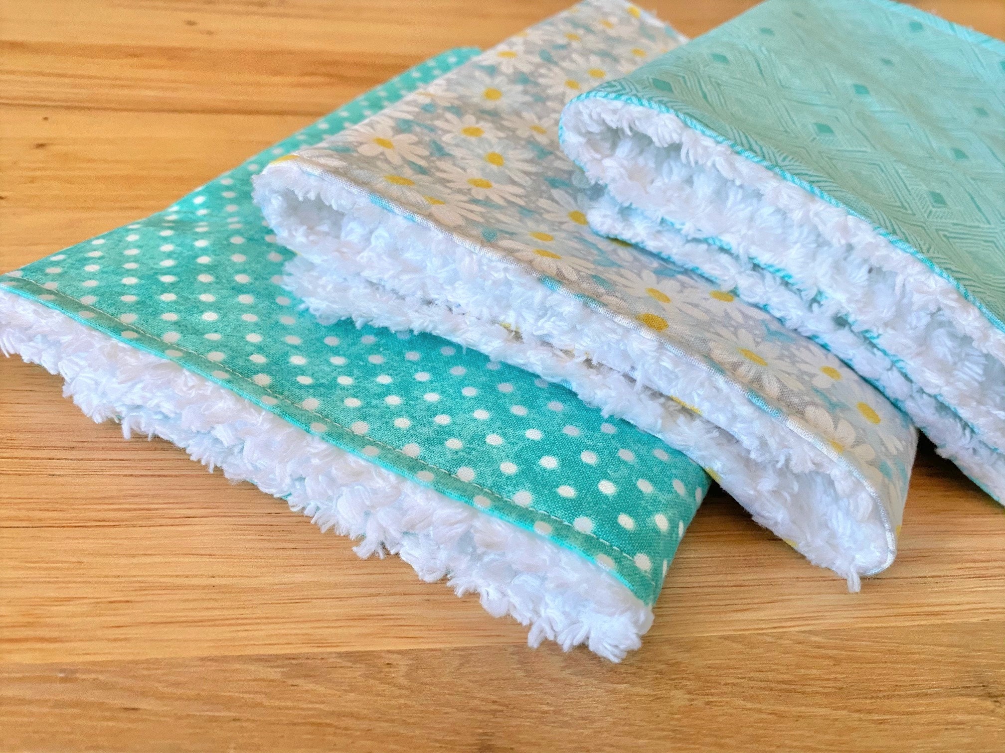 Floral Burp Cloth Set, Floral Baby, Pastel Baby, Daisy Baby, Girl Burp ...