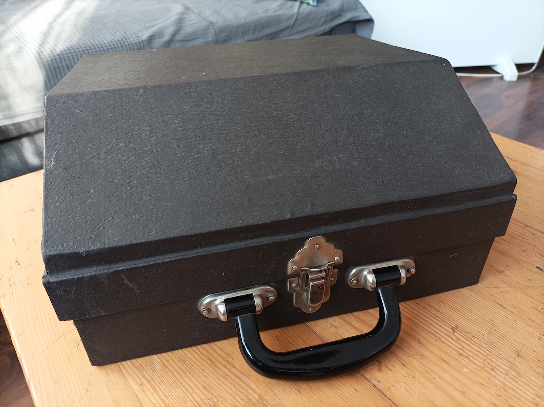 Vintage Small Accordion Case, Black and Red - Etsy