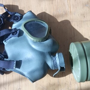 Gas Mask MC.1, Yugoslav Made, in Original Shoulder Bag (lični Komplet ...