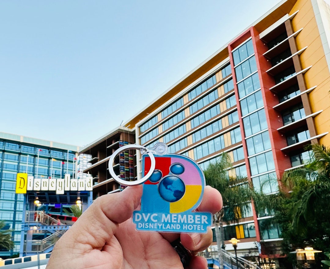 DVC Disneyland Villas Tower Keychain Bag Charm; DVC Keychain/disneyland ...