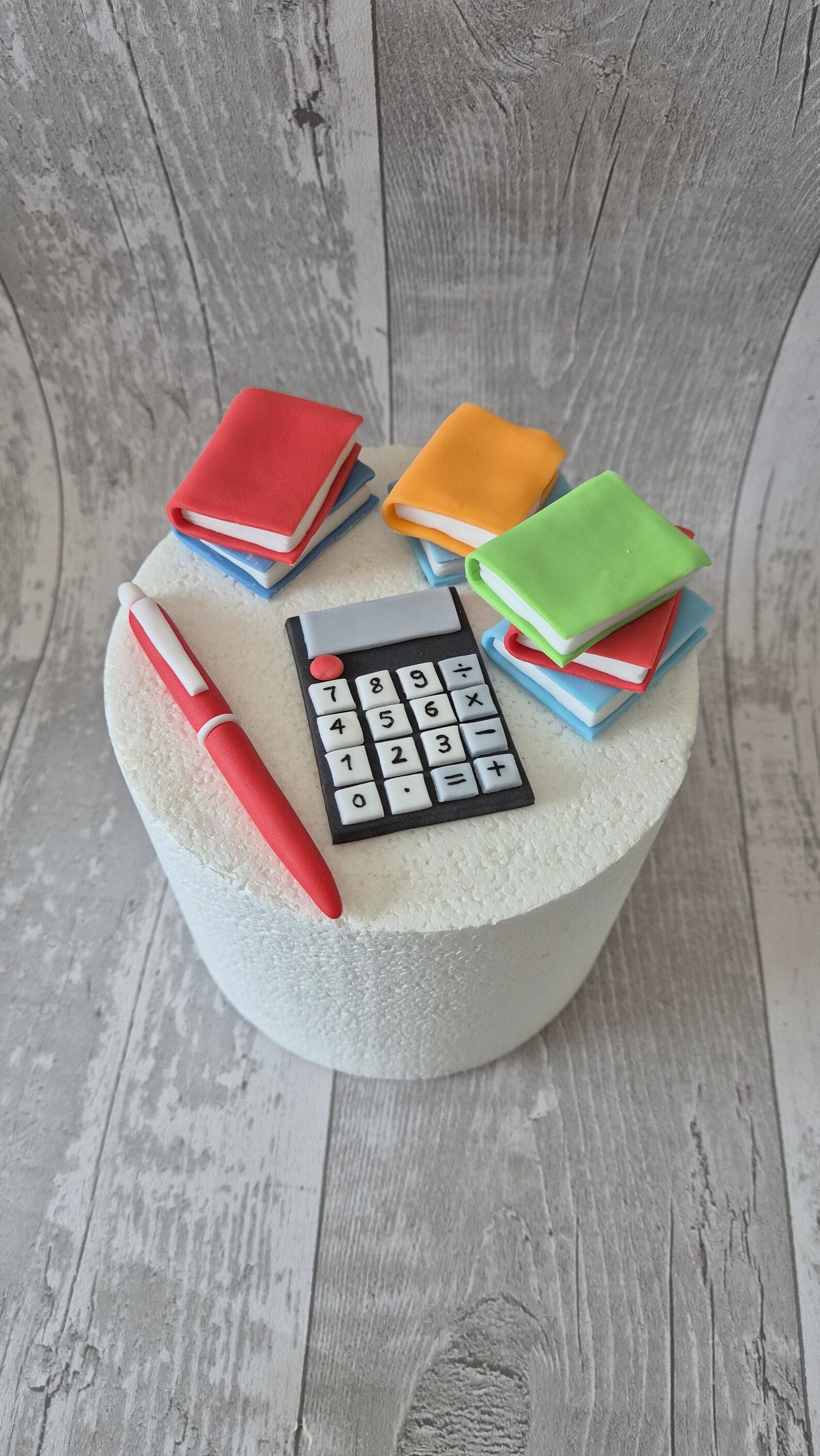 Edible Exam Themed Cake Topper Set - Books, Calculator, Pen ...
