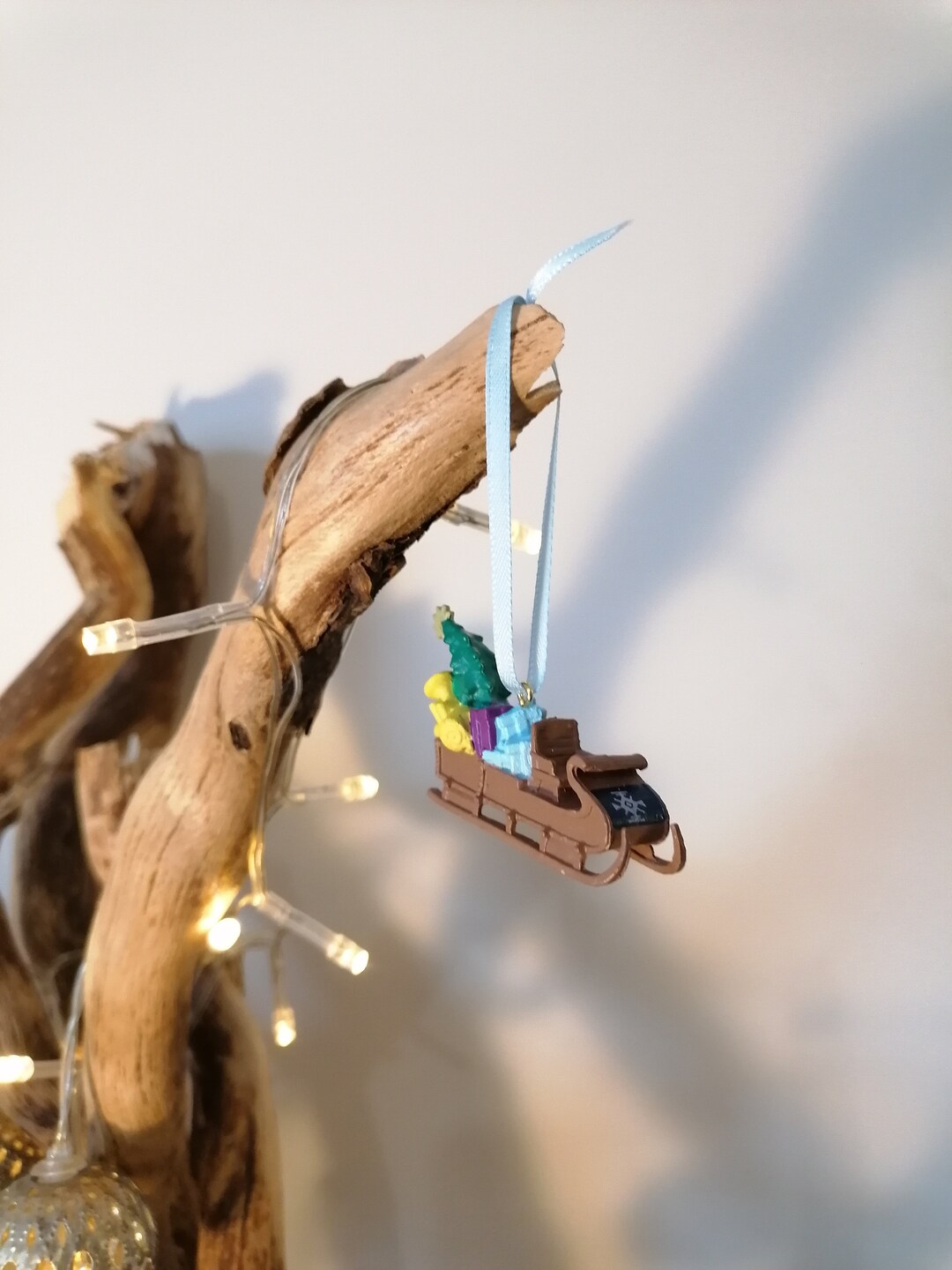 Disney Frozen Sleigh Christmas Decoration Figure, Ornament Bauble ...