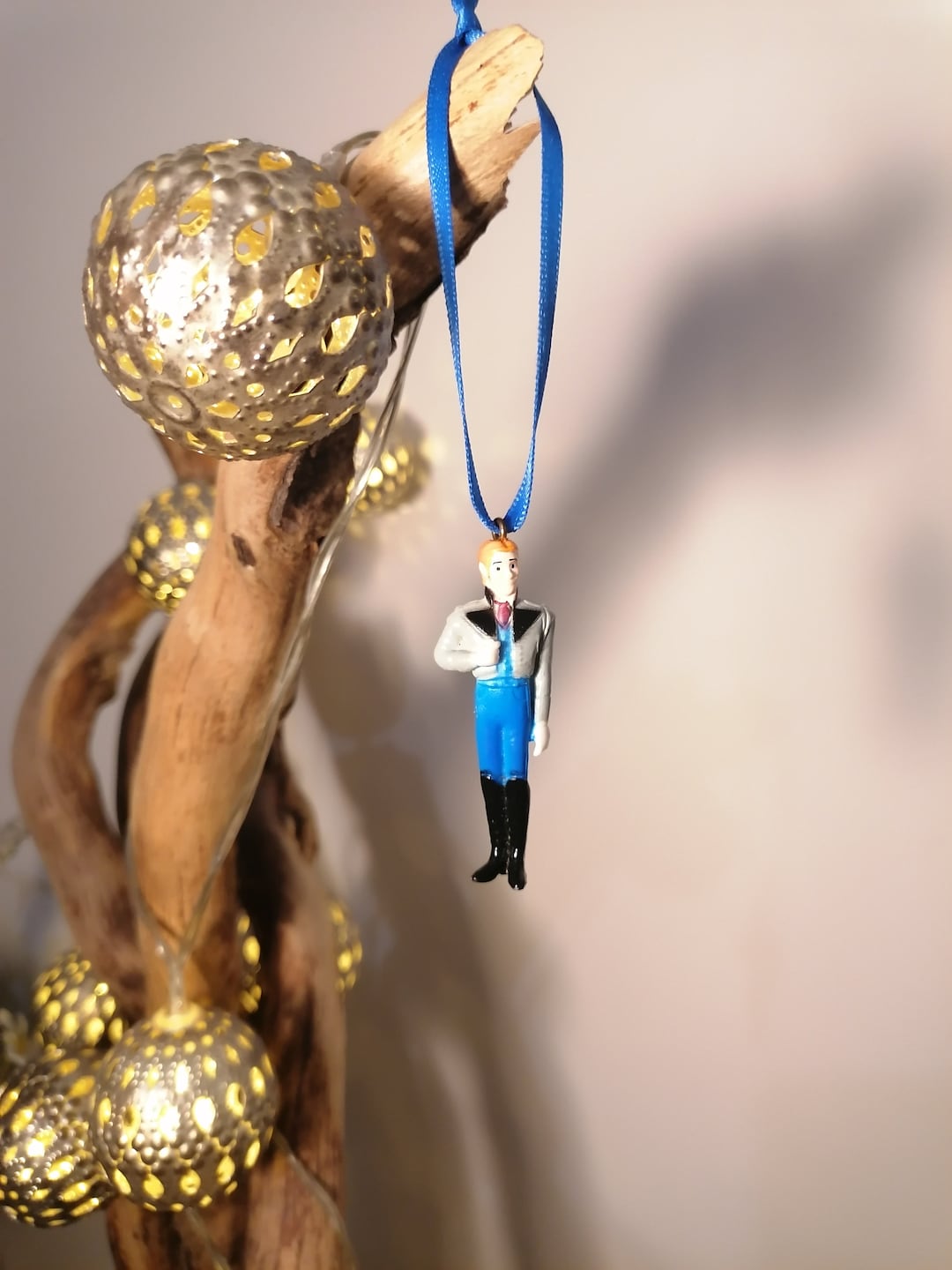 Disney Frozen Hans Christmas Decoration Figure, Ornament Bauble, Disney ...
