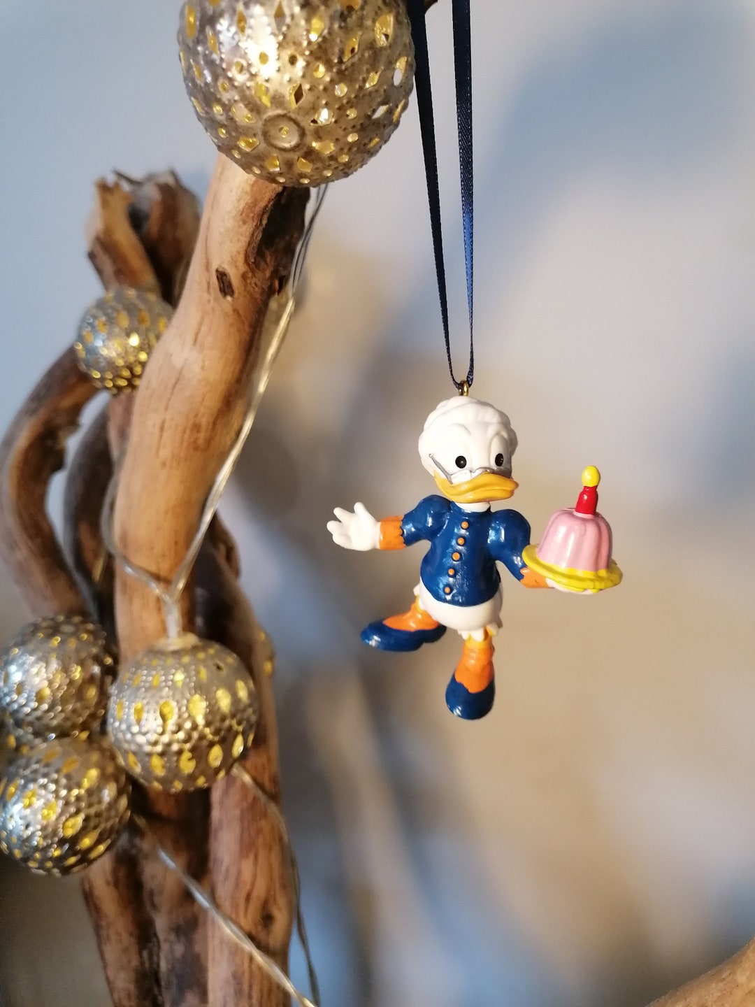 Disney Donald Duck Christmas Decoration Figure, Ornament Bauble, Disney ...