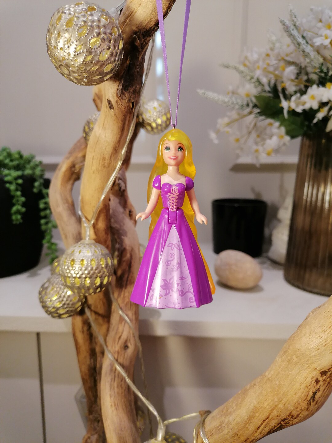 Disney Tangled Rapunzel Christmas Decoration Figure, Ornament Bauble ...