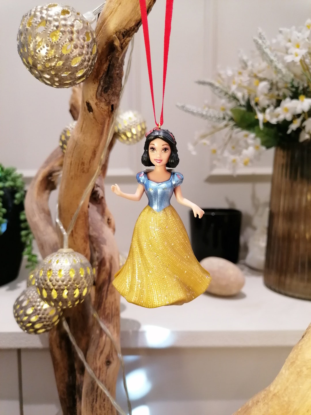 Disney Snow White Christmas Decoration Figure, Ornament Bauble, Disney ...