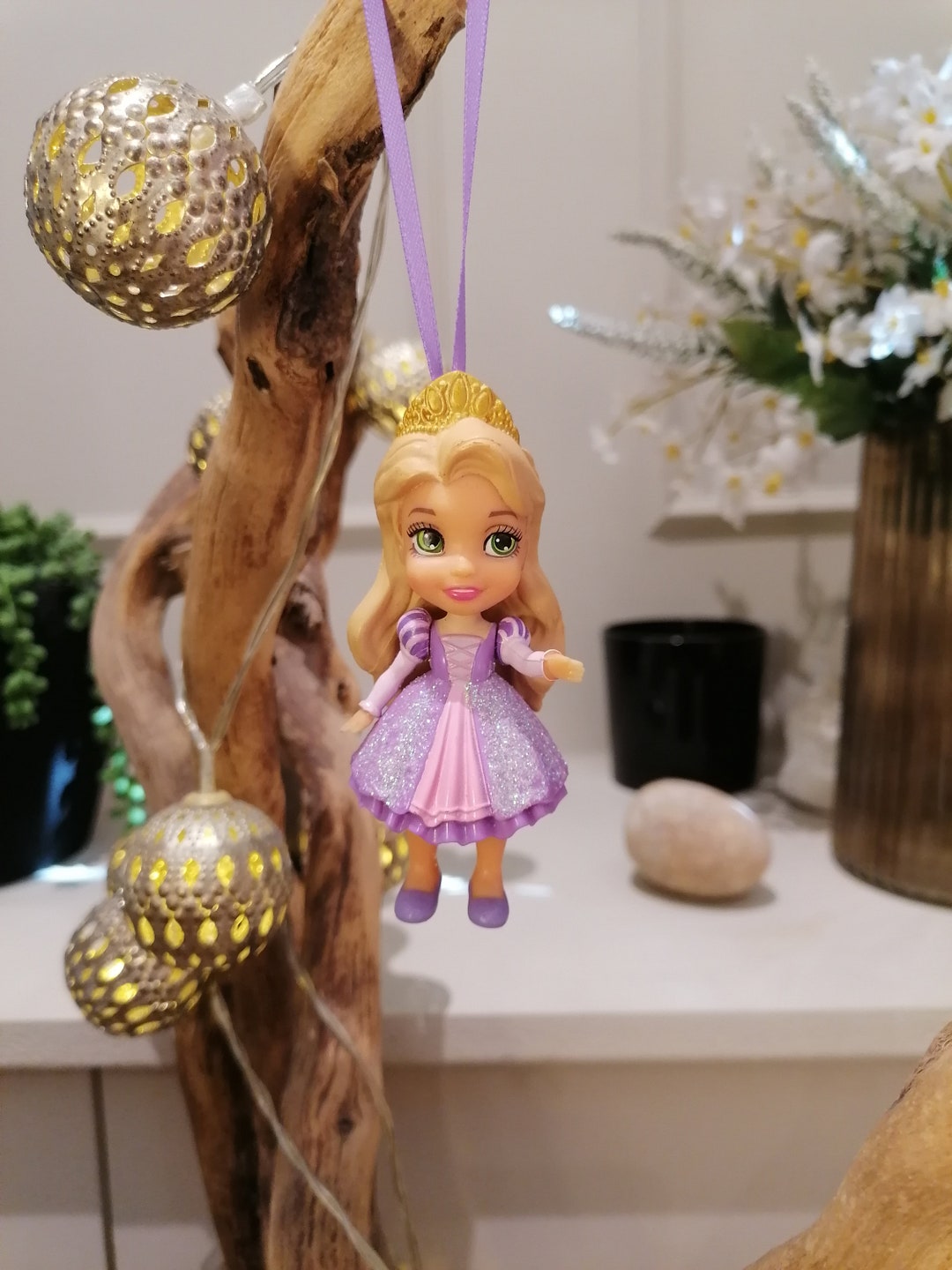 Disney Tangled Rapunzel Christmas Decoration Figure, Ornament Bauble ...