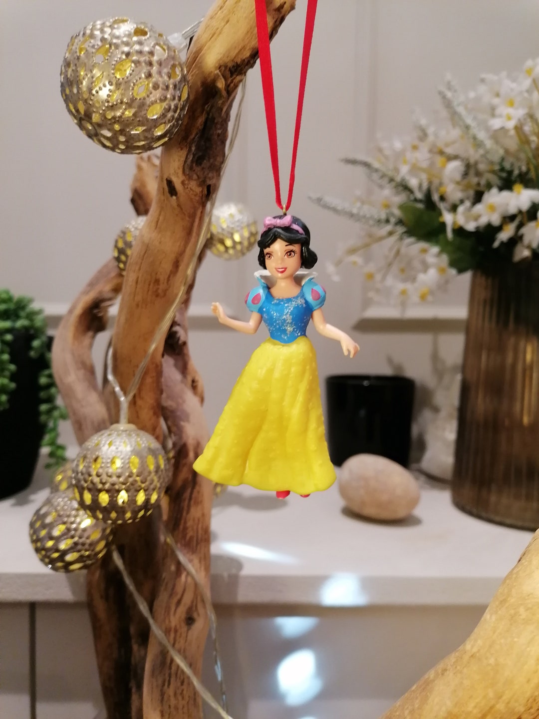 Disney Snow White Christmas Decoration Figure, Ornament Bauble, Disney ...