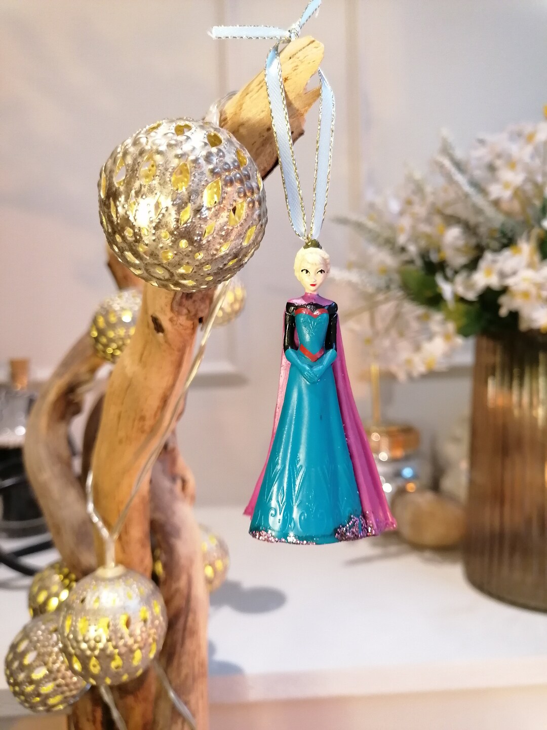 Disney Frozen Elsa Christmas Decoration Figure, Hanging Ornament Bauble ...