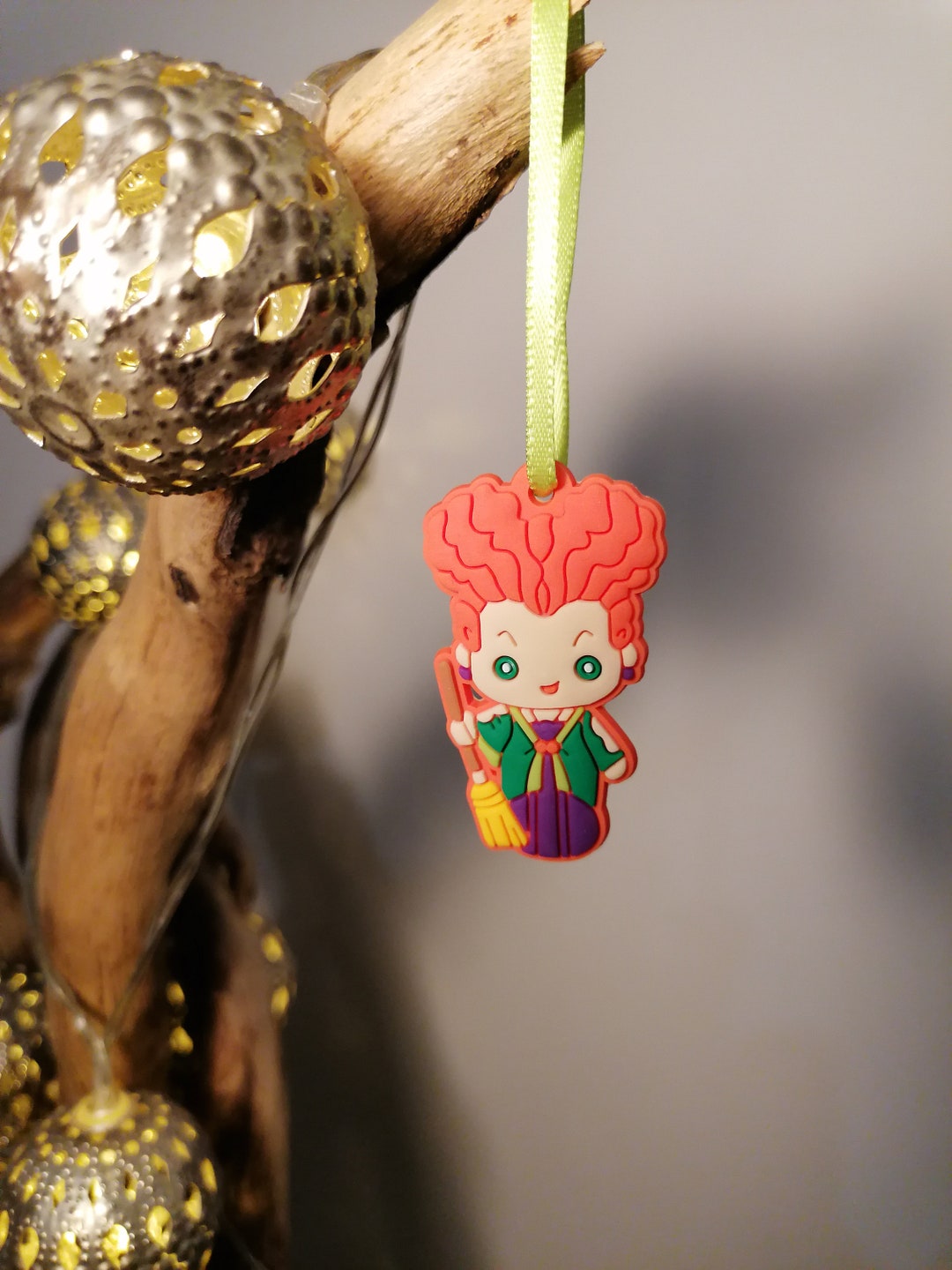 Disney Hocus Pocus Sanderson Sisters Christmas Decoration Figure ...