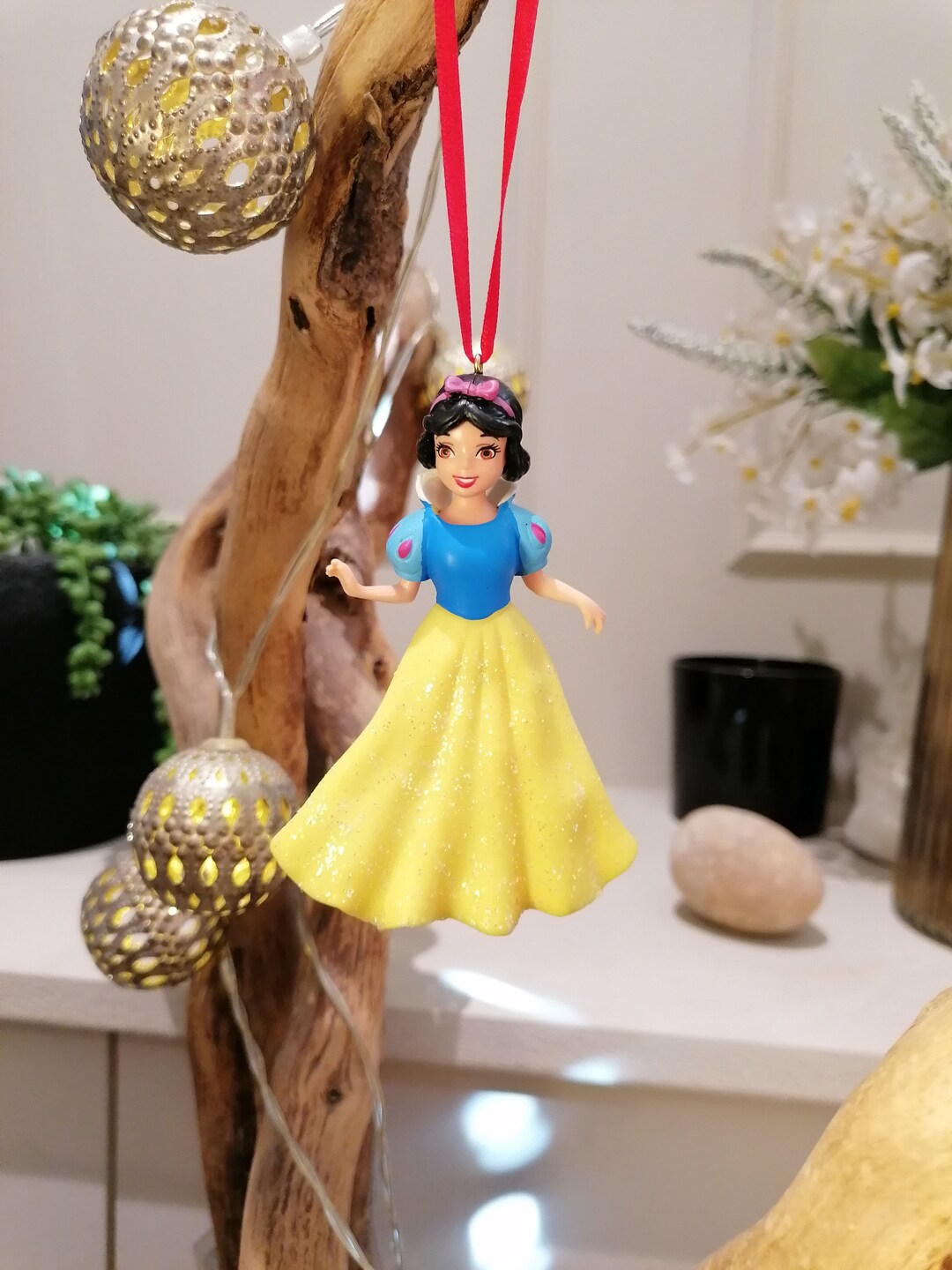 Disney Snow White Christmas Decoration Figure, Ornament Bauble, Disney ...