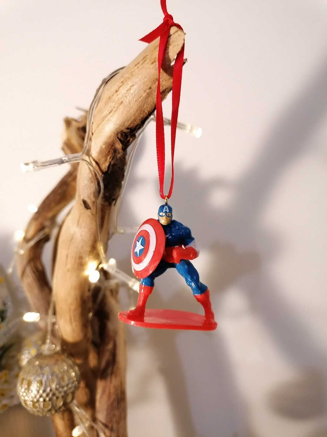 Disney Marvel Avengers Captain America Christmas Decoration Figure ...