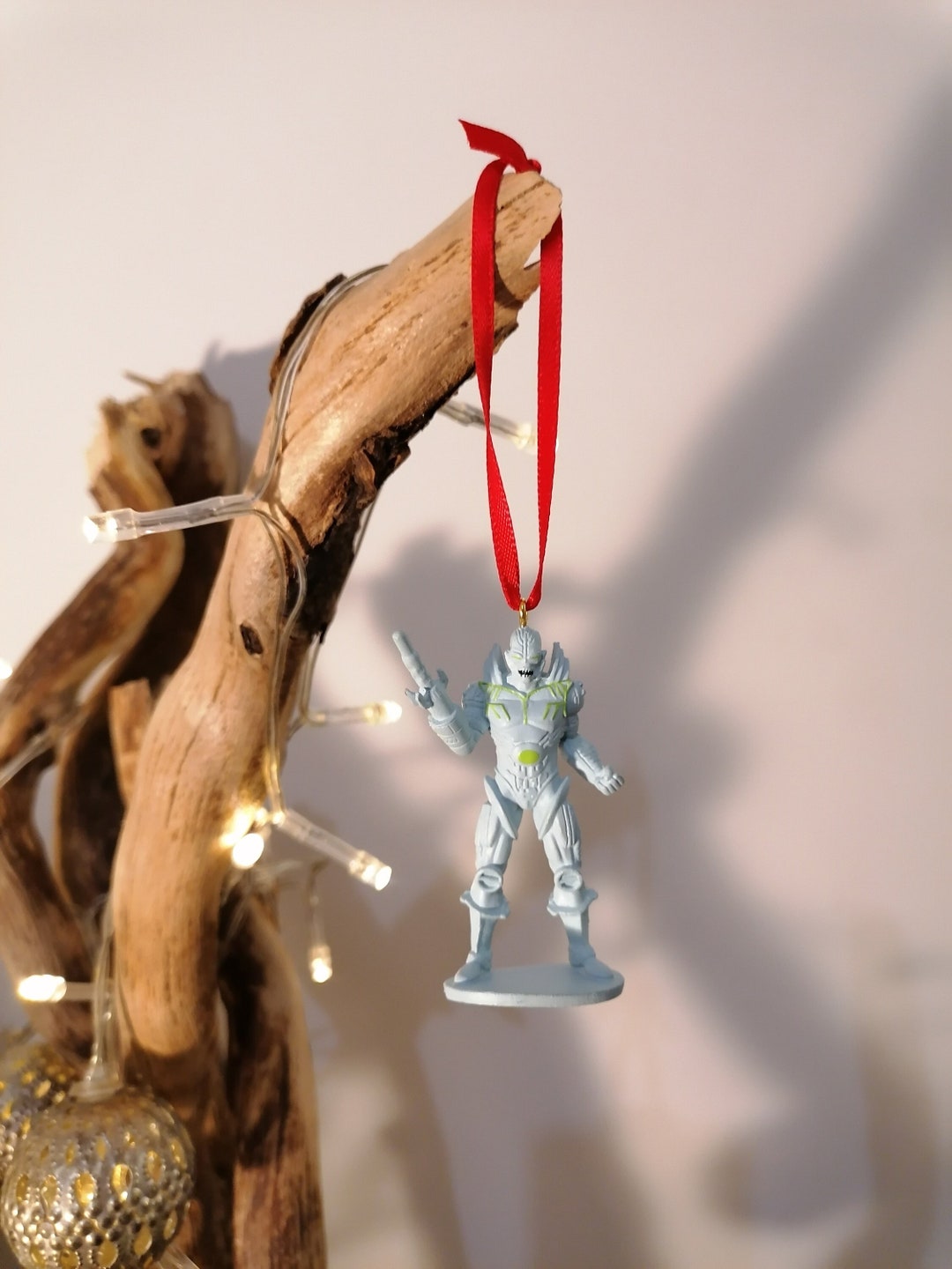 Disney Marvel Superhero Christmas Decoration Figure, Ornament Bauble ...