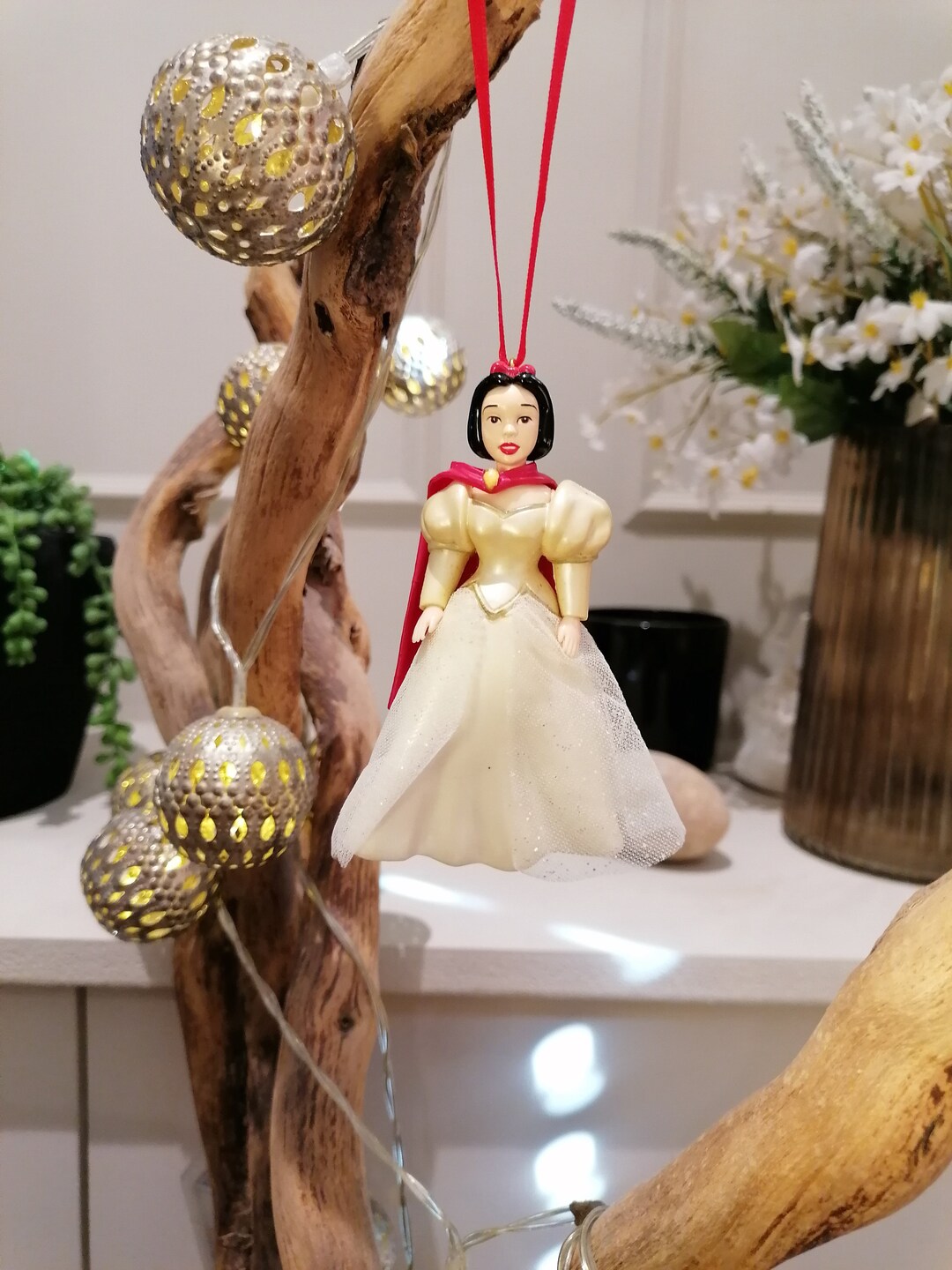 Disney Snow White Christmas Decoration Figure, Ornament Bauble, Disney ...