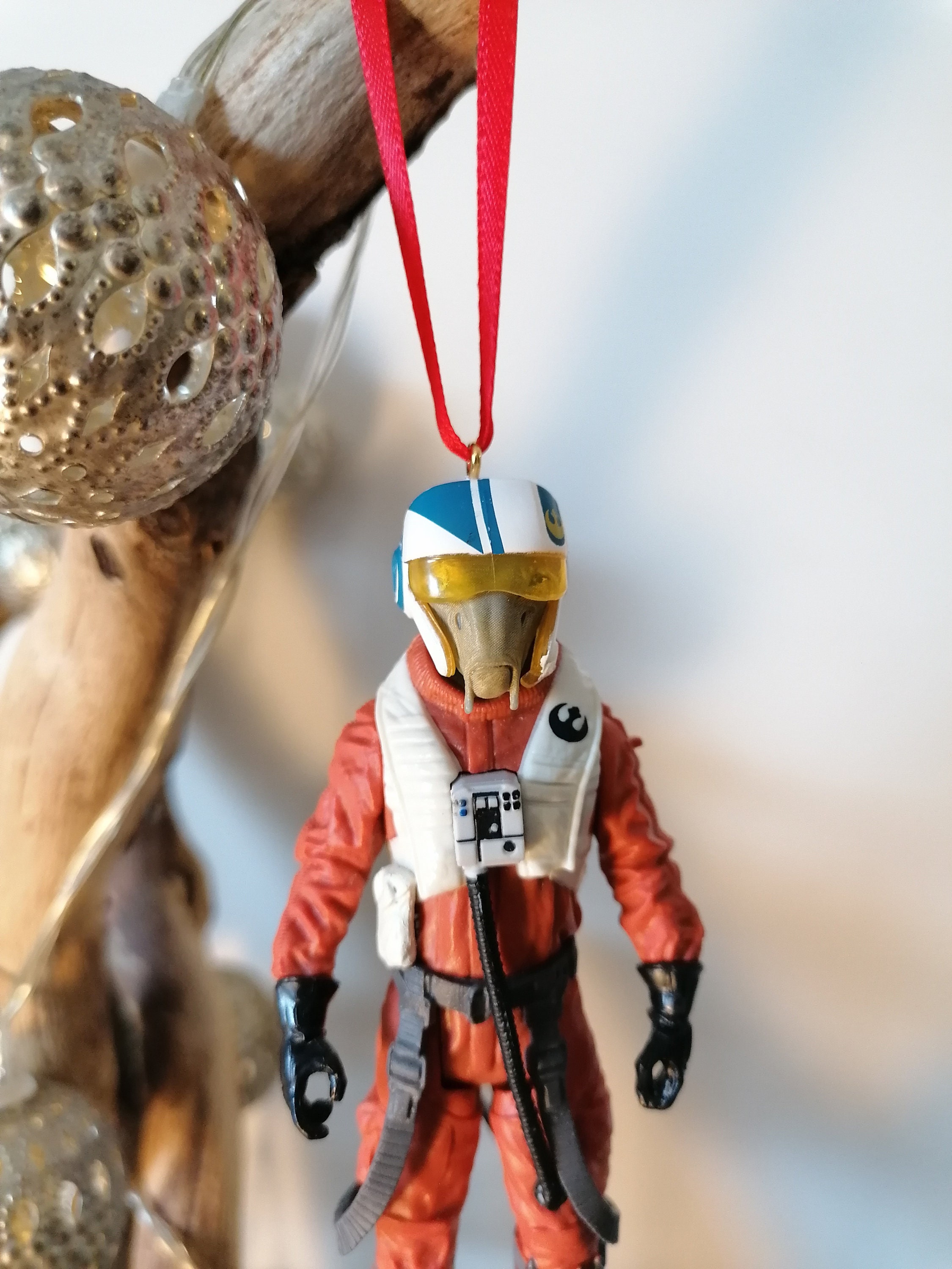 Disney Star Wars Ello Asty Christmas Decoration Figure, Ornament Bauble ...