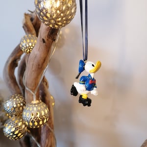 Disney Donald Duck Christmas Decoration Figure, Ornament Bauble, Disney ...