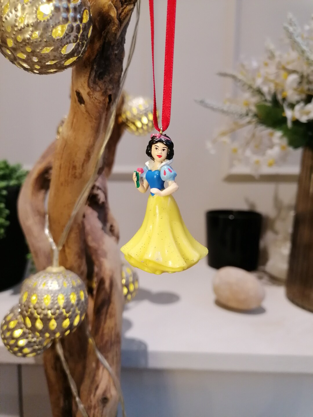 Disney Snow White Christmas Decoration Figure, Ornament Bauble, Disney ...
