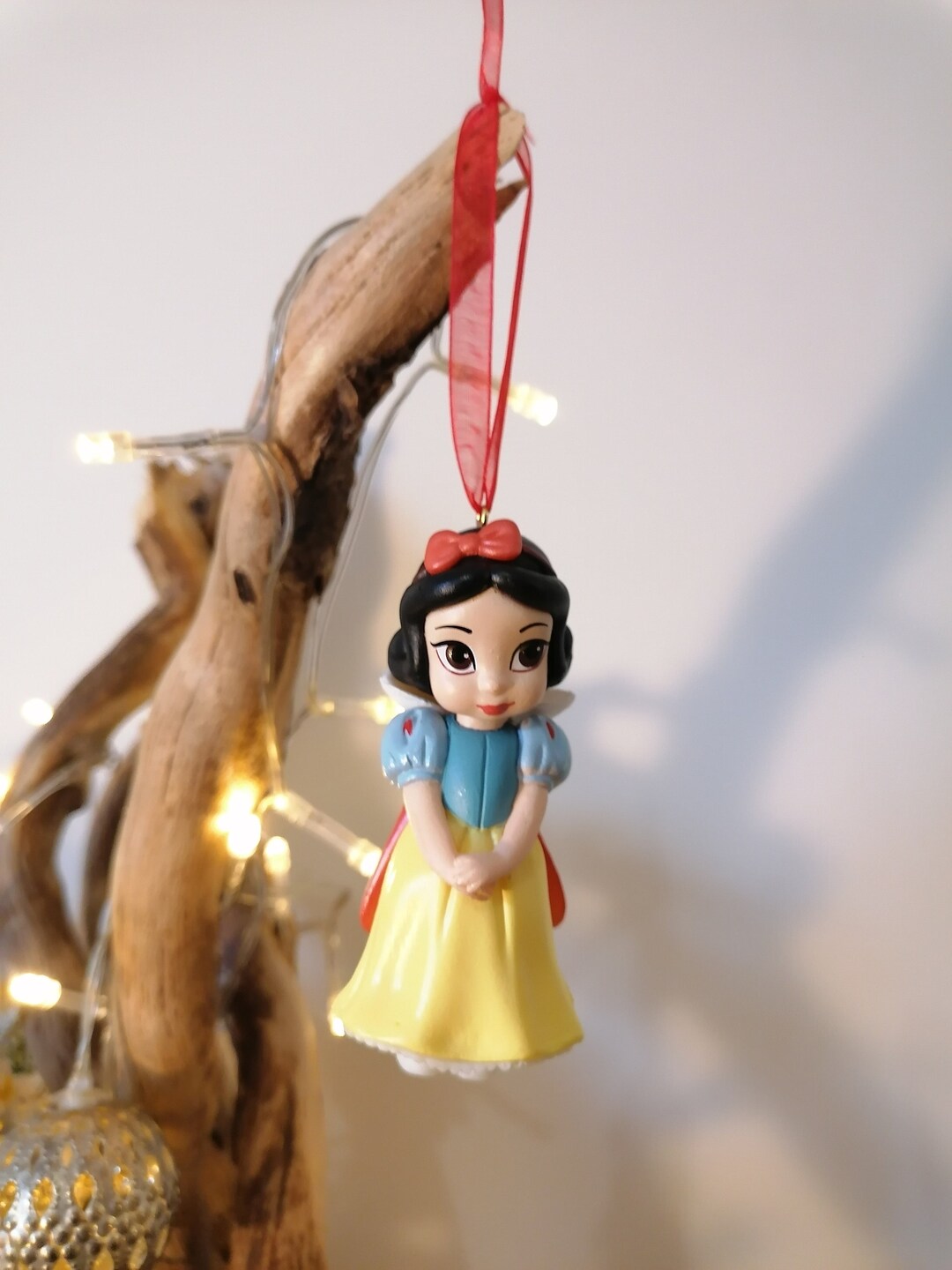 Disney Snow White Christmas Decoration Figure, Hanging Ornament Bauble ...