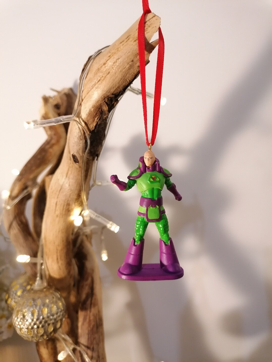 Disney Marvel Superhero Christmas Decoration Figure, Ornament Bauble ...