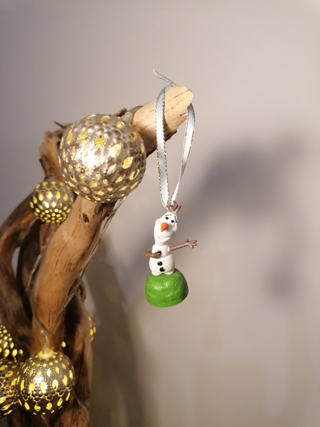 Disney Frozen Olaf Christmas Decoration Figure, Ornament Bauble, Disney ...