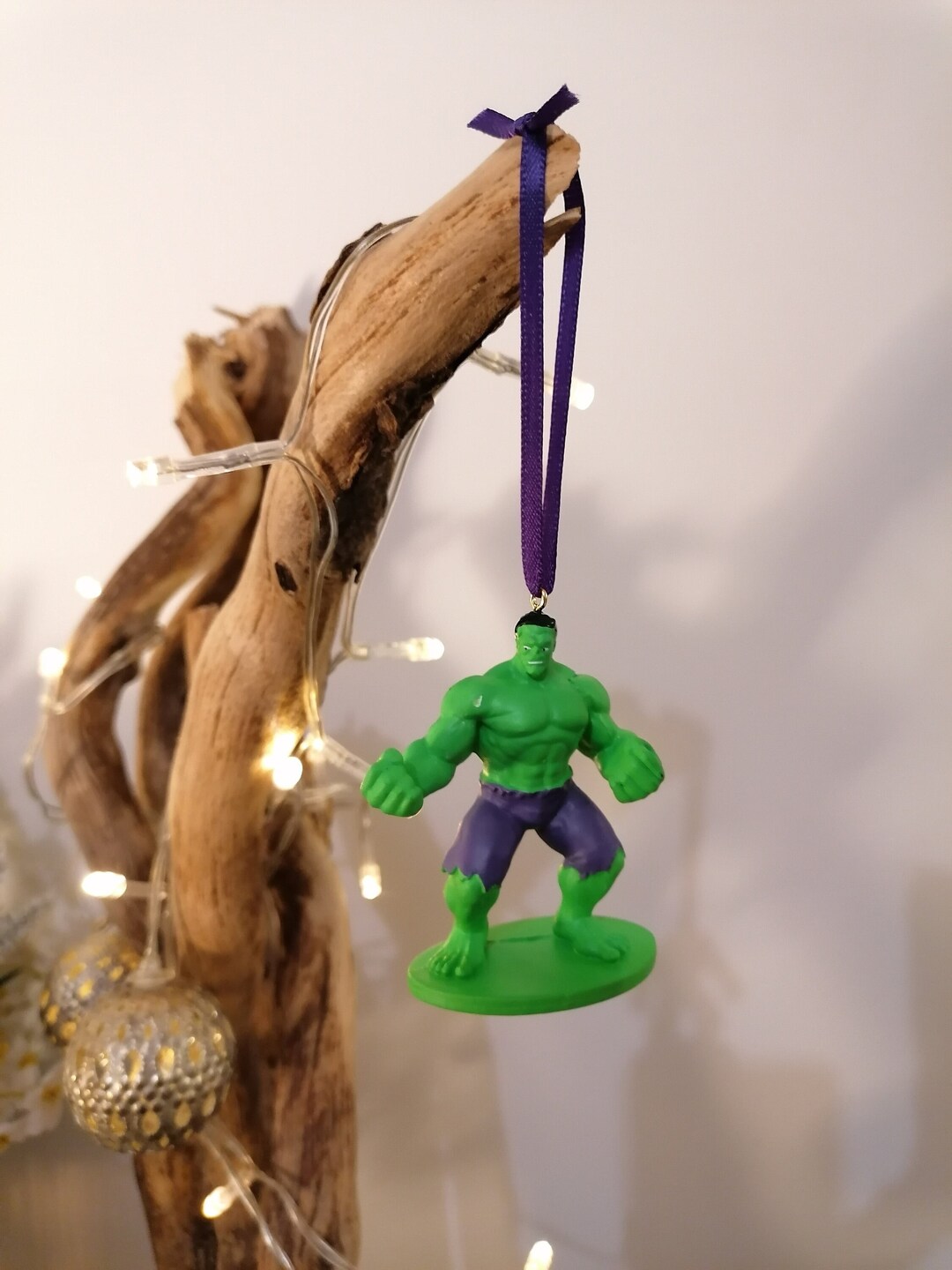 Disney Marvel Avengers Incredible Hulk Christmas Decoration Figure ...